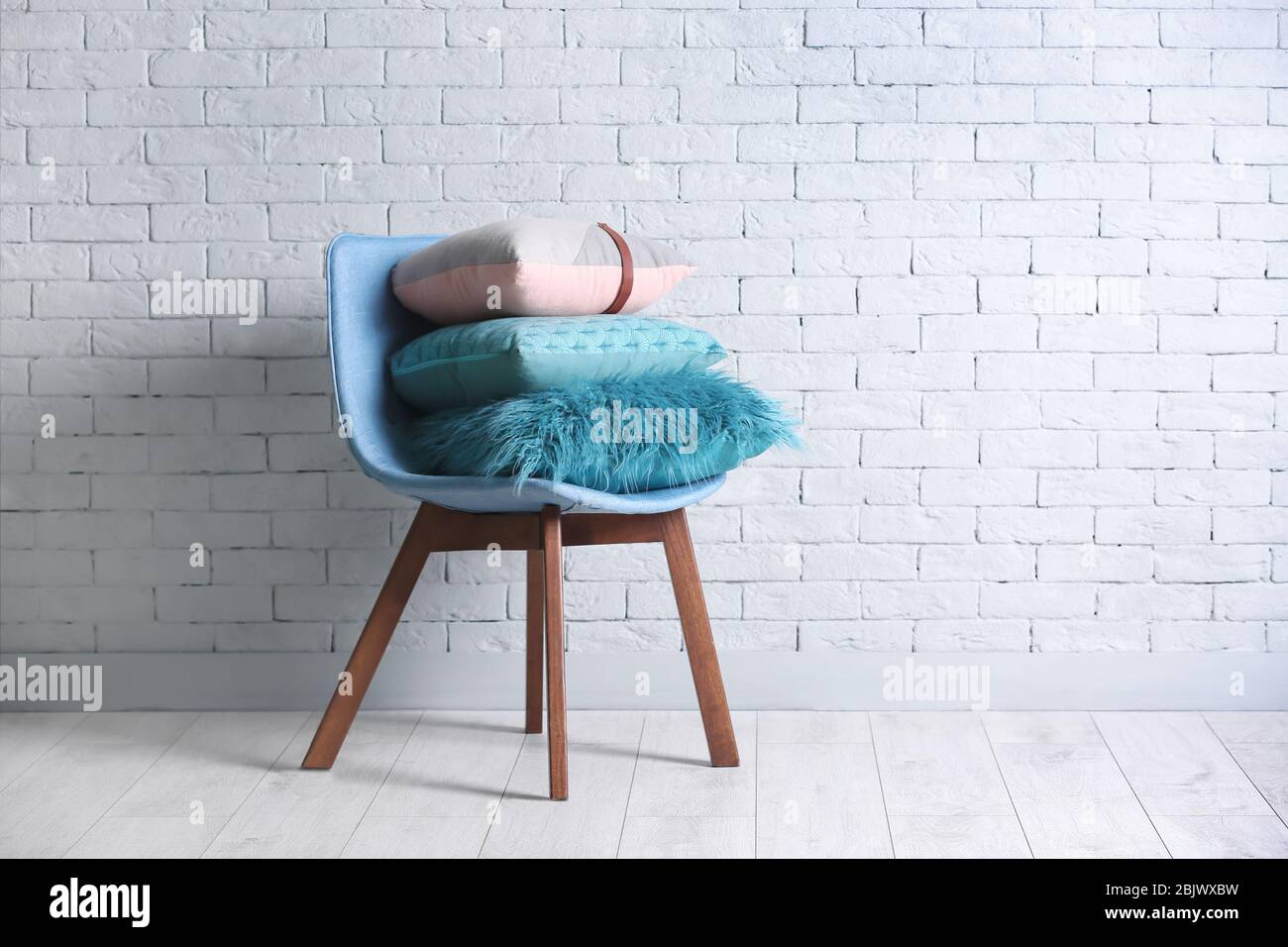 The puffy chair hi-res stock photography and images - Alamy