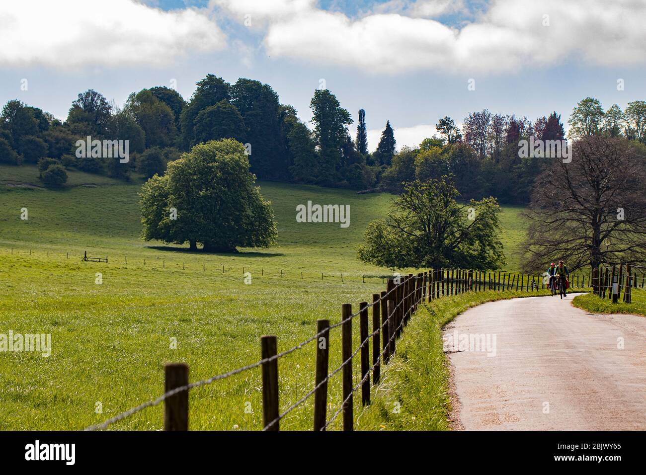 The surrey hills hi-res stock photography and images - Alamy