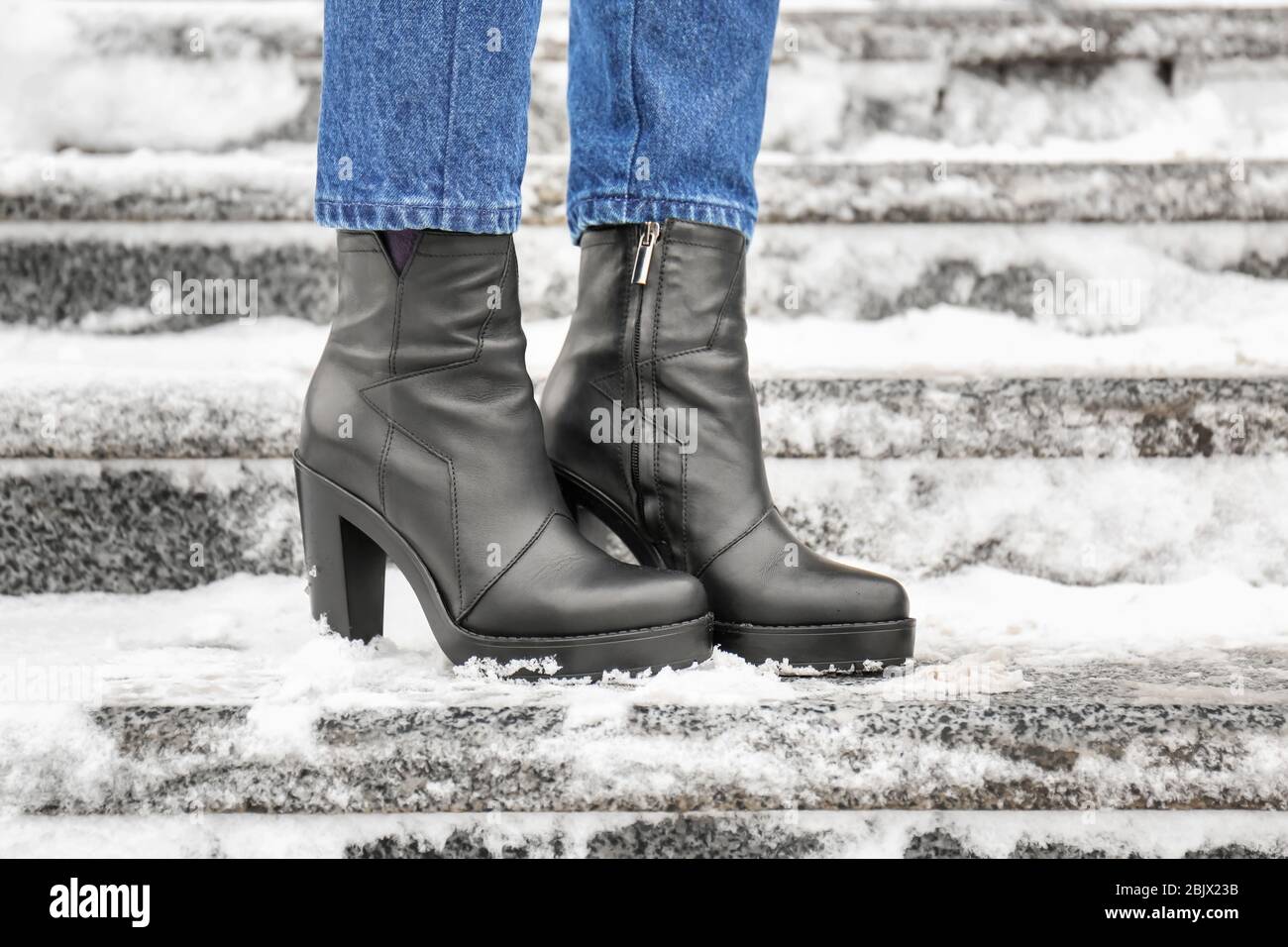 High heels on snow hi-res stock photography and images - Alamy