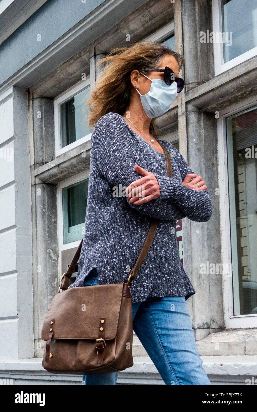 Covid walks hi-res stock photography and images - Alamy