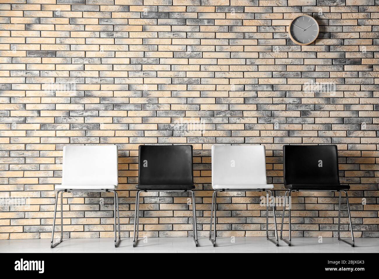 Waiting room interior with row of chairs. Job interview Stock Photo - Alamy