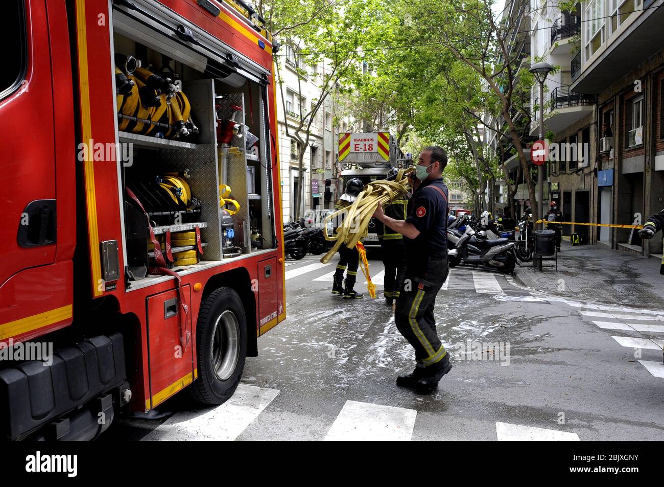 Intervention of the Barcelona firefighters, Barcelona fire brigade ...