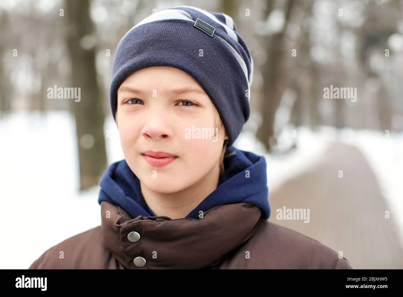 Teen boy in winter clothes hi-res stock photography and images - Alamy
