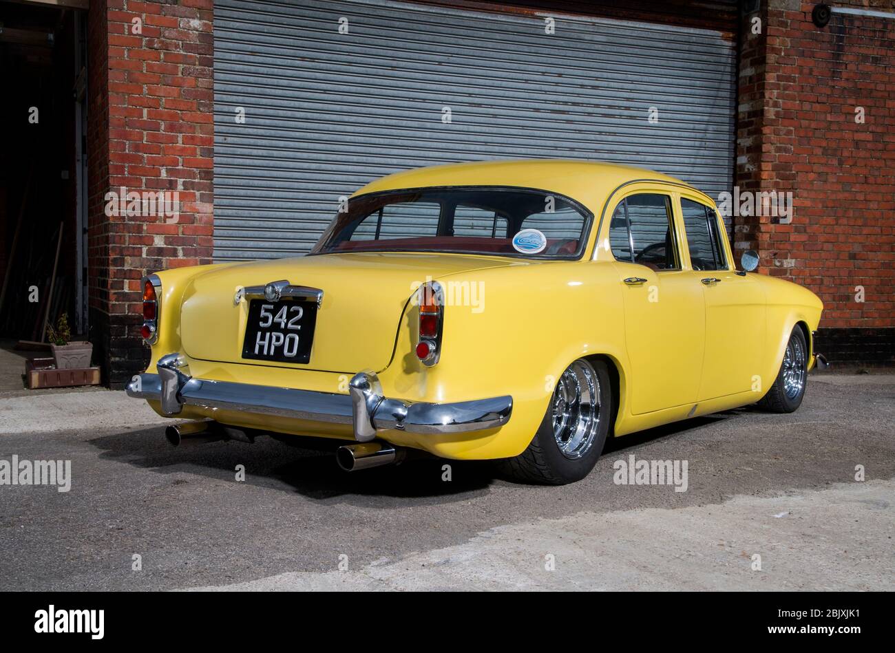 Humber super snipe saloon hi-res stock photography and images - Alamy