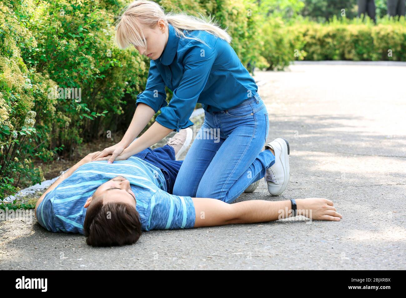 How to cpr hi-res stock photography and images - Alamy
