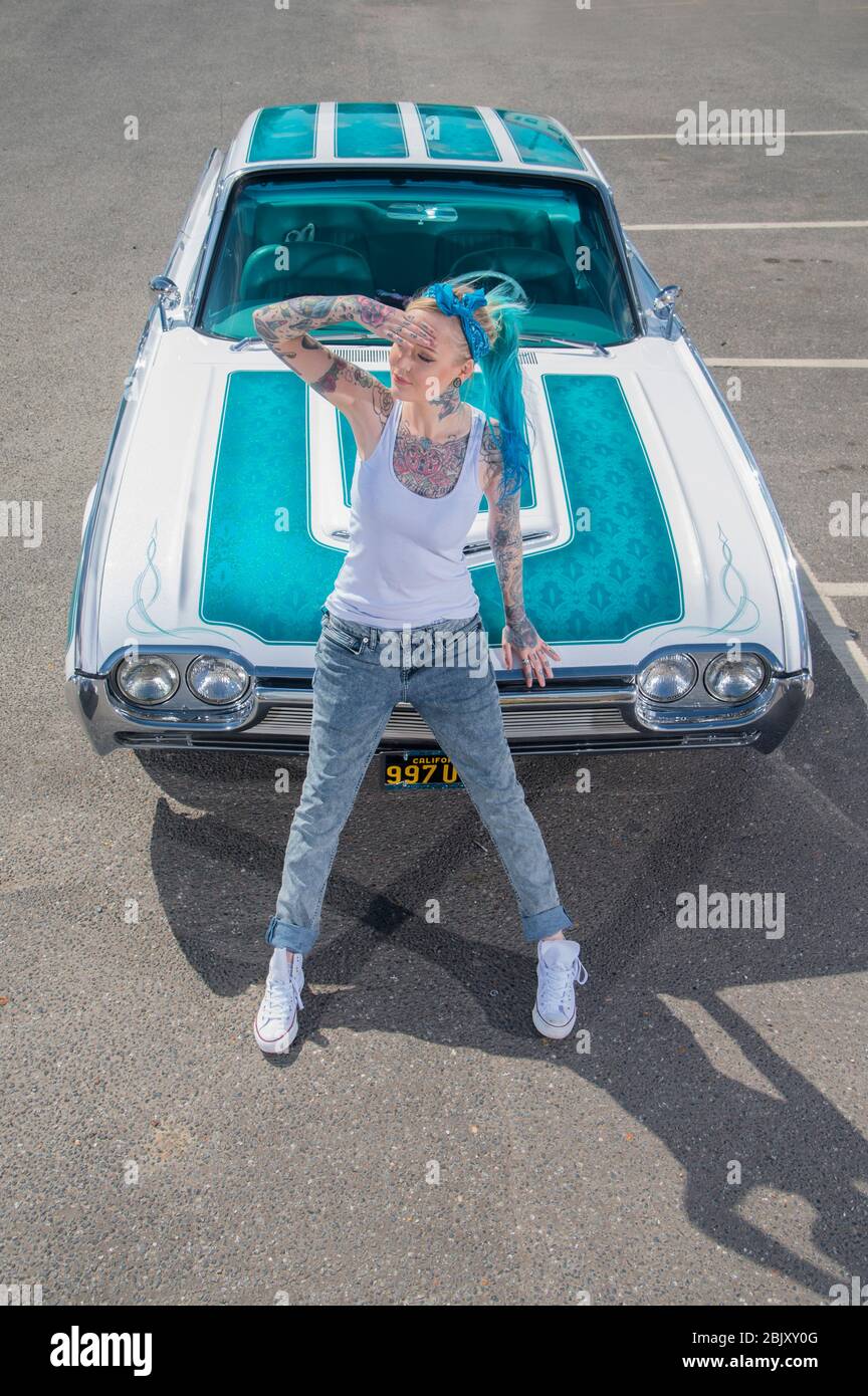 Hot rod car girl hi-res stock photography and images - Alamy