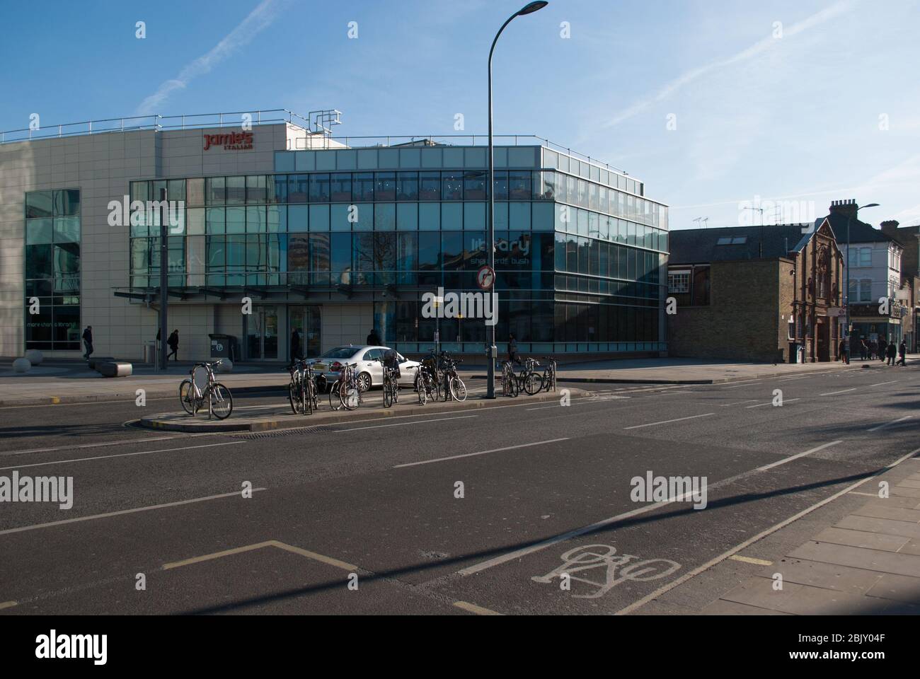 Green Glass Modern Architecture Westfield White City Shepherds Bush ...