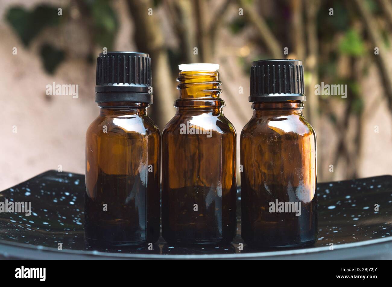 Glass vial hi-res stock photography and images - Alamy