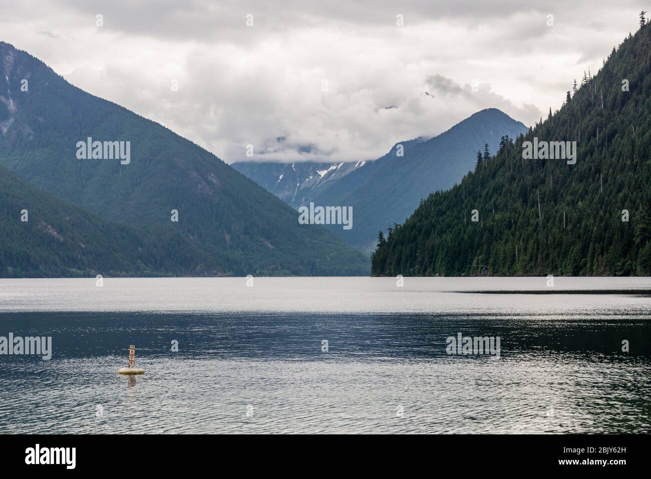 Chilliwack lake hi-res stock photography and images - Alamy