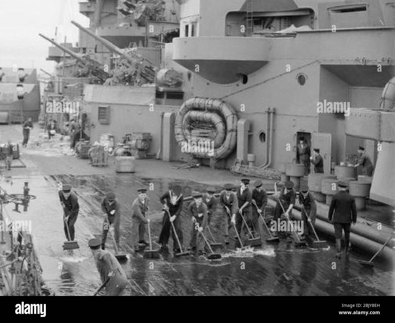 Hms rodney hi-res stock photography and images - Alamy