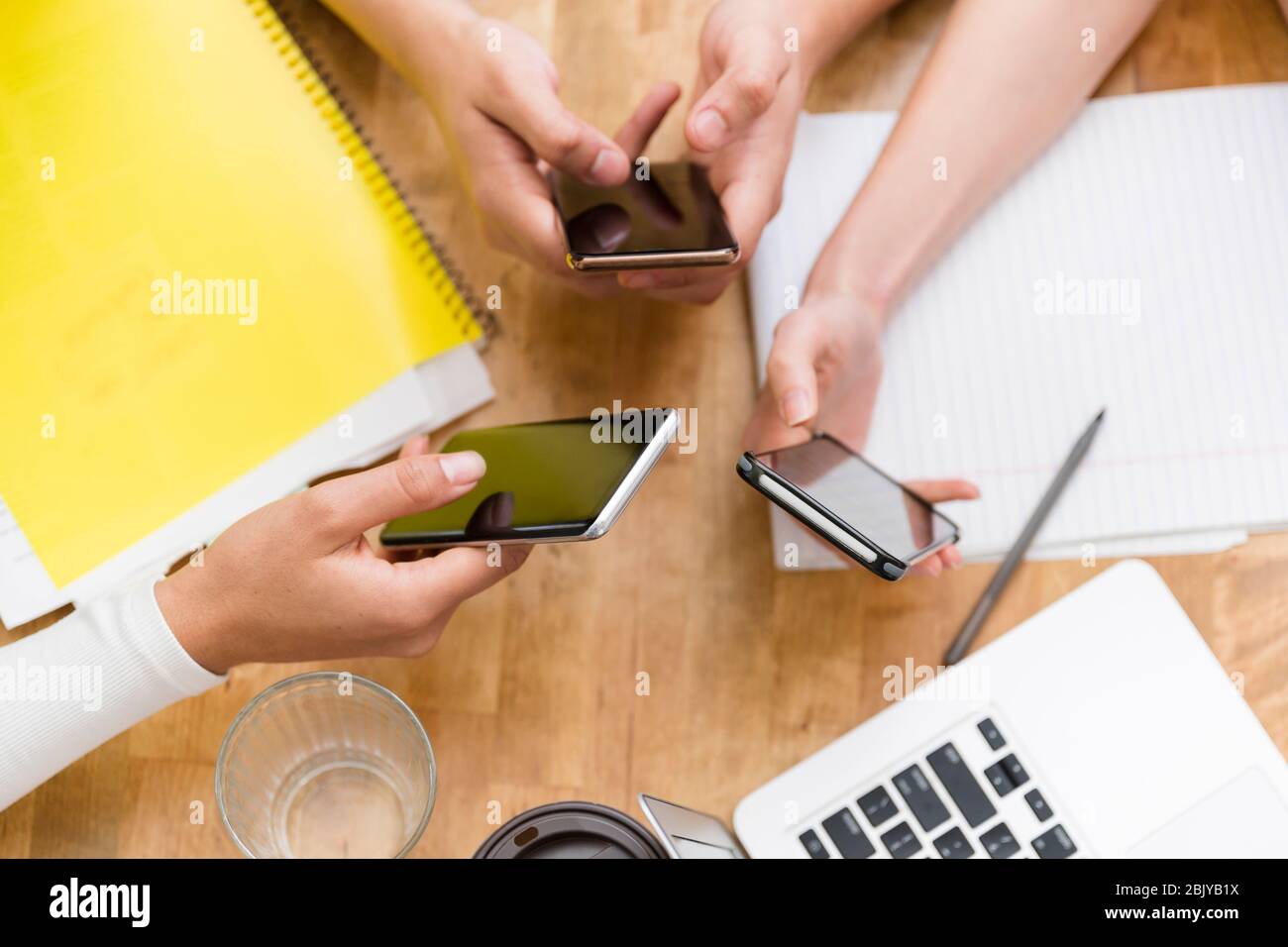 Person technology work together hi-res stock photography and images - Alamy