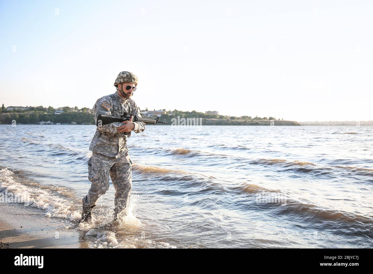 Going commando hi-res stock photography and images - Alamy