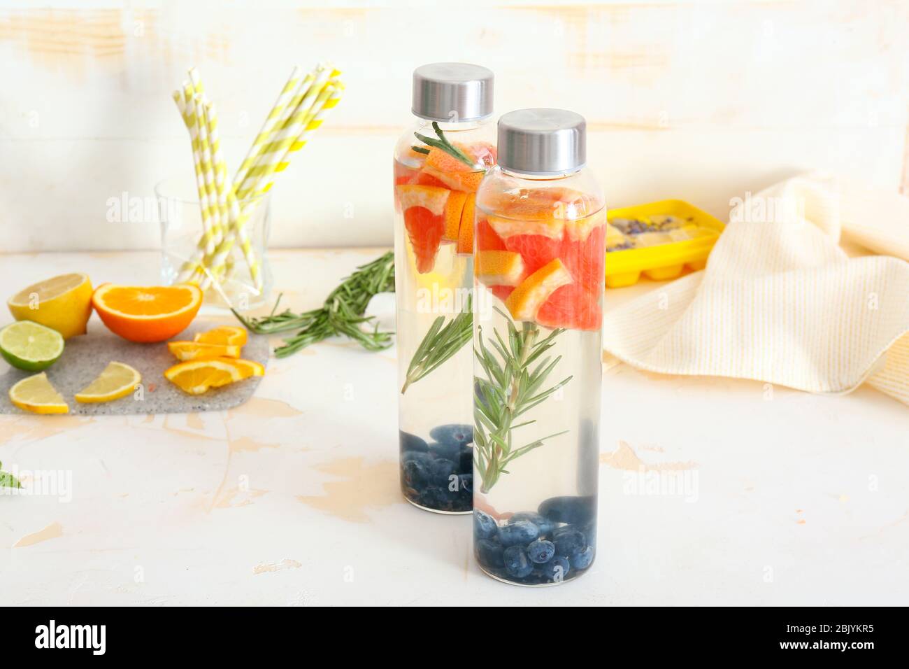 Bottles infused water berries hi-res stock photography and images - Alamy
