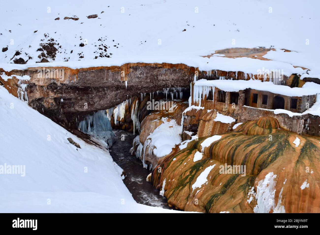 Puente del inca hi-res stock photography and images - Alamy