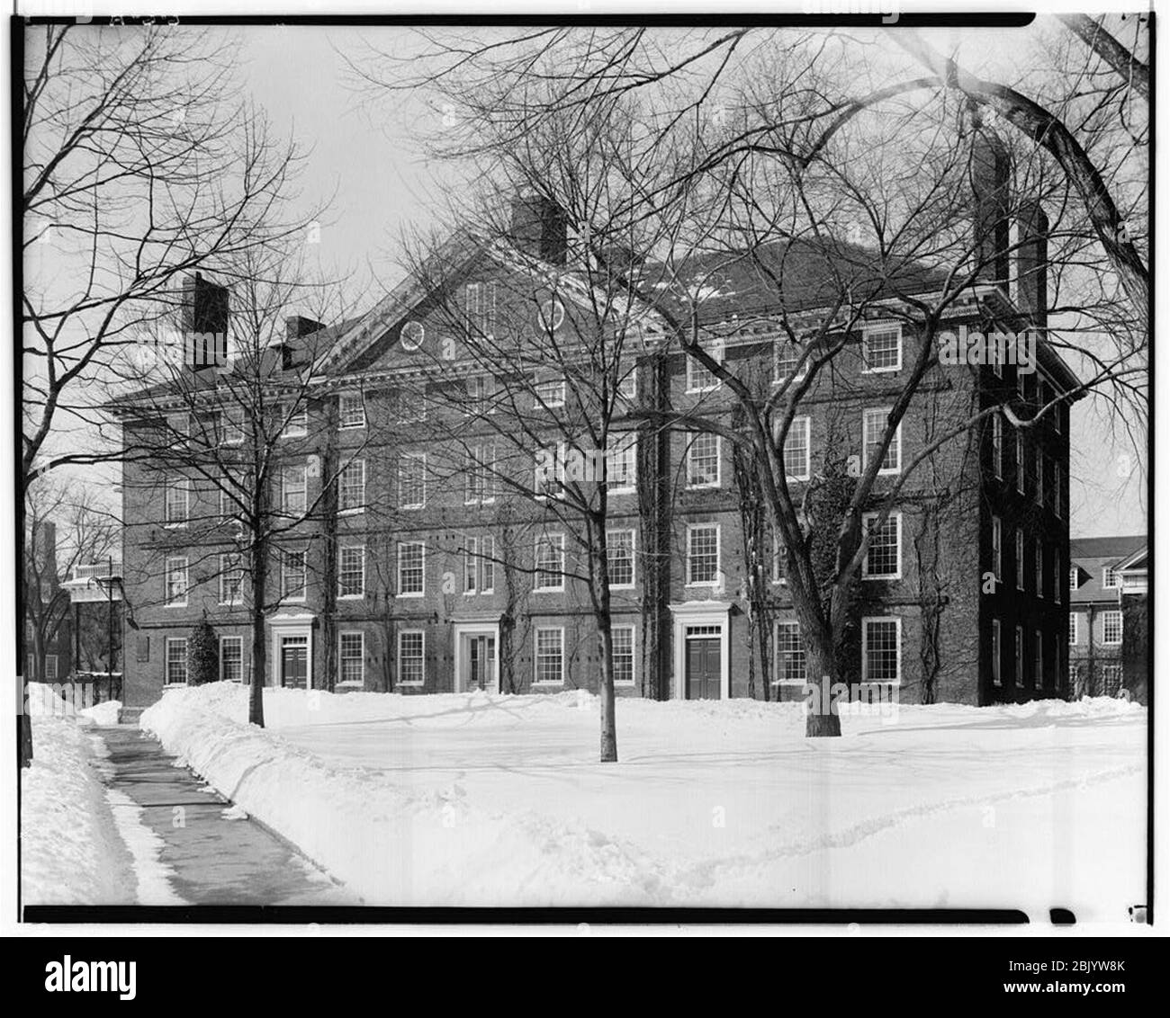 Hollis Hall, Harvard University - 080019pv Stock Photo - Alamy