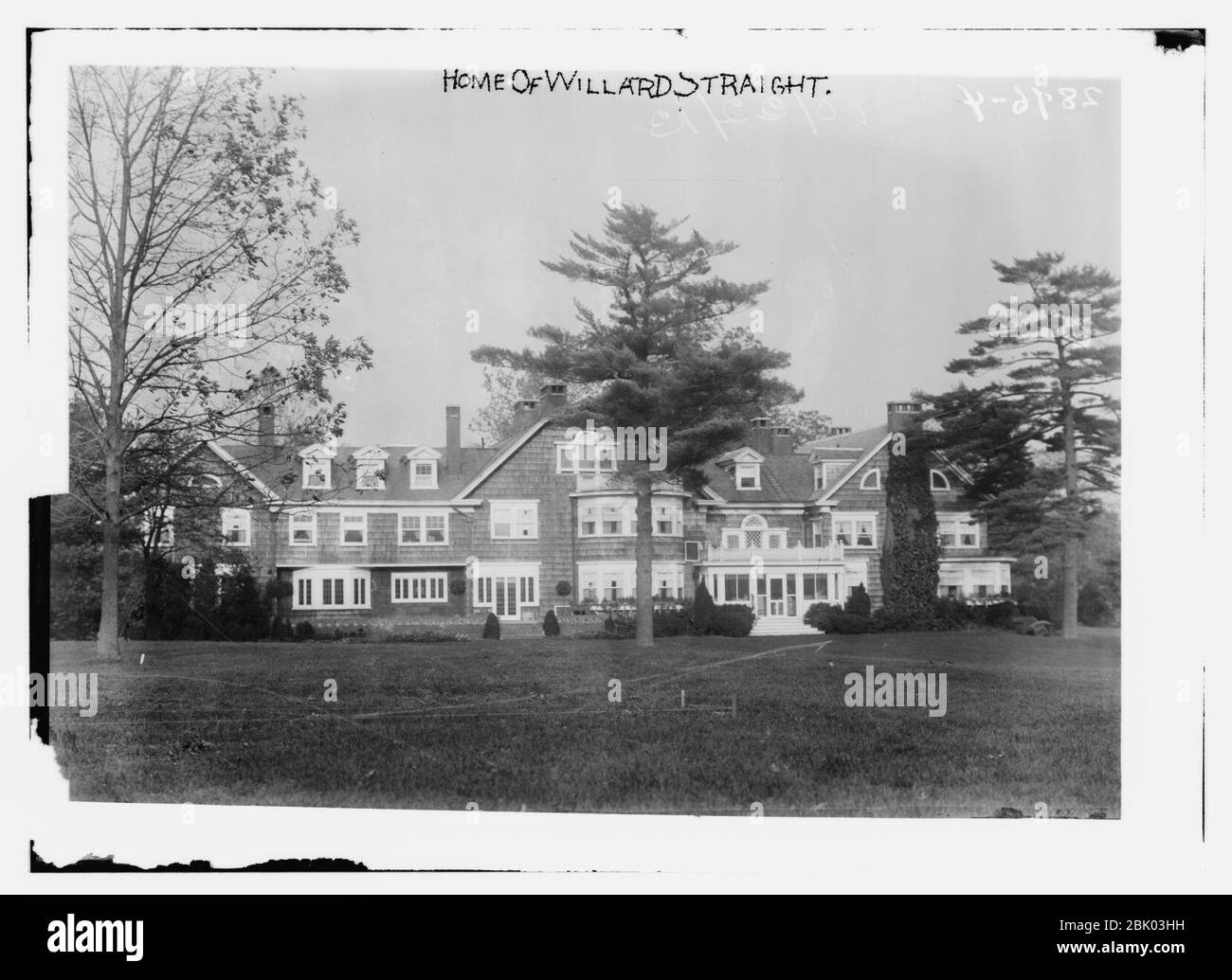 Straight home Black and White Stock Photos & Images - Alamy