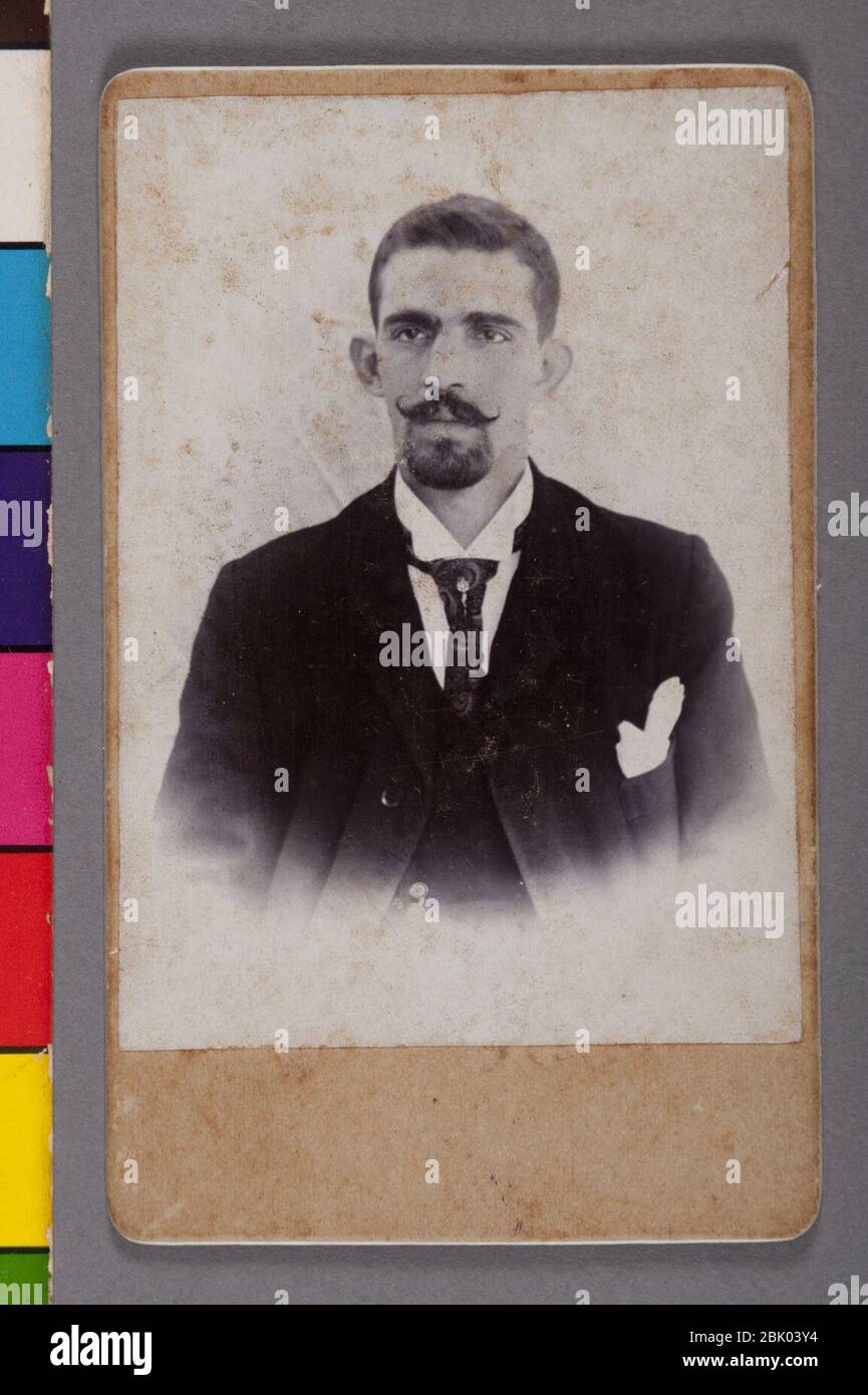 Homem anonimo hi-res stock photography and images - Alamy