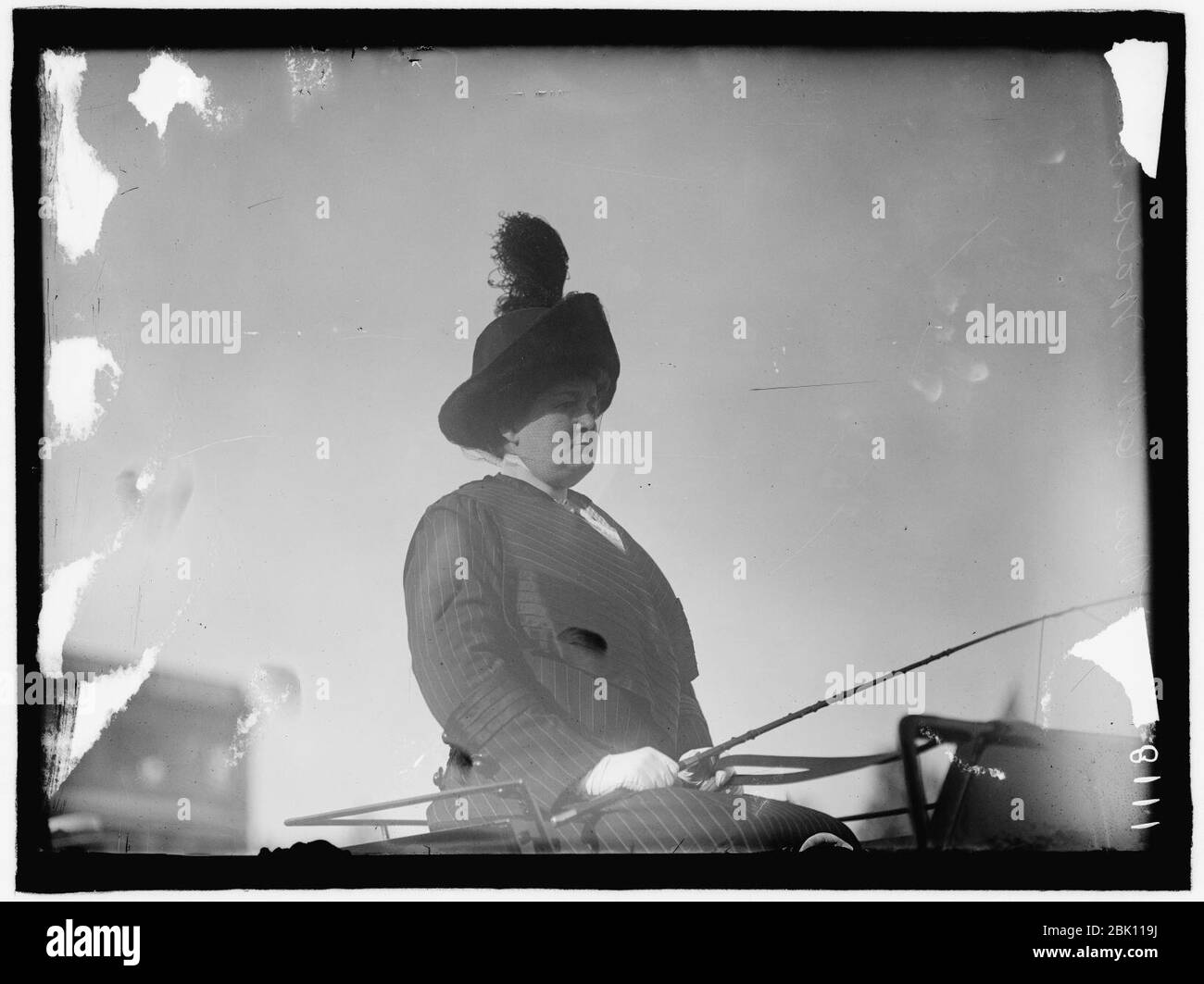 HORSE SHOWS. MISS ELLEN RASMUSSEN OR MRS. C.W. WATSON Stock Photo - Alamy