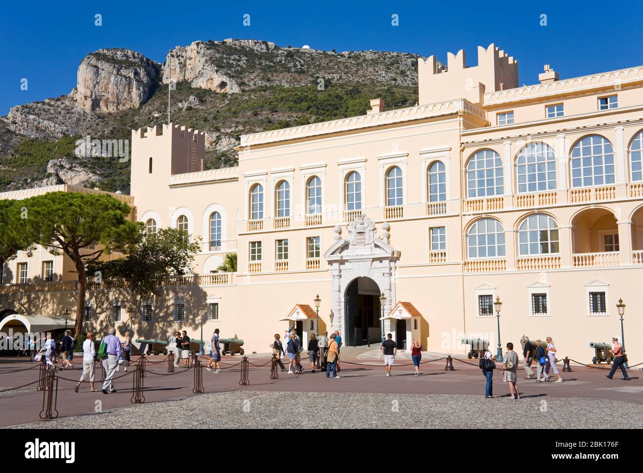 Monaco people old hi-res stock photography and images - Alamy