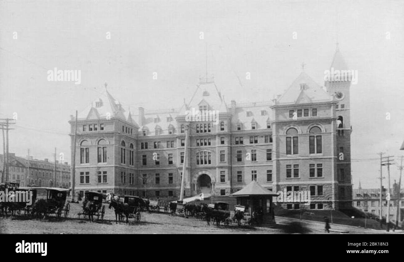 Hotel de ville de Quebec - 1900 Stock Photo - Alamy