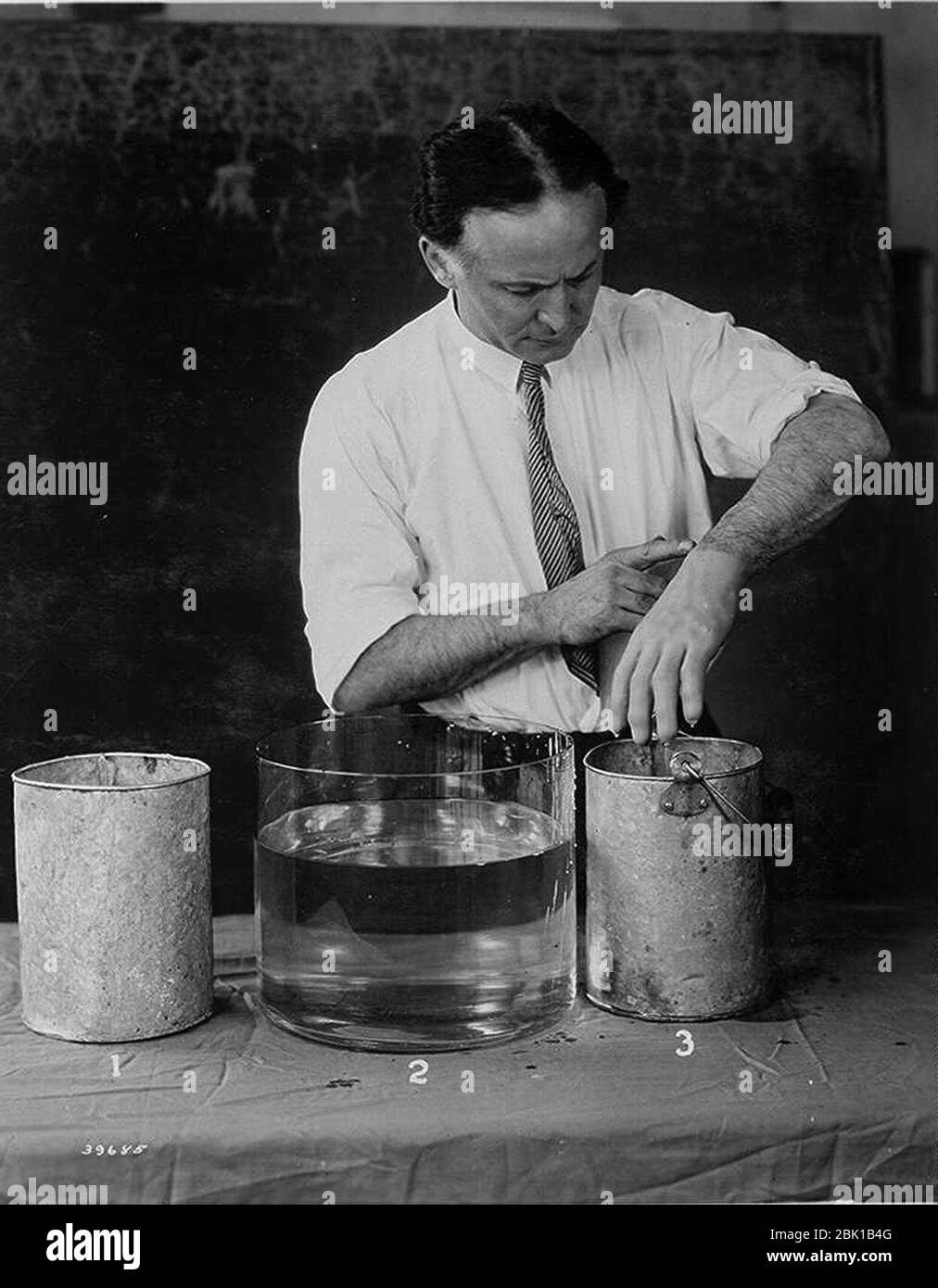 Houdini makes spirit hands Stock Photo - Alamy