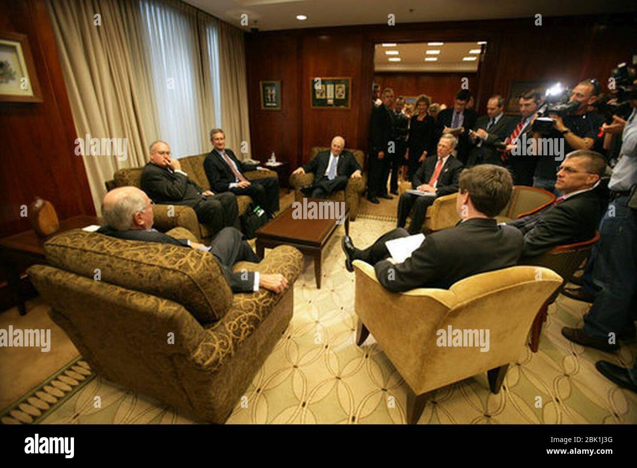 Howard Cheney 2007 seated Stock Photo - Alamy