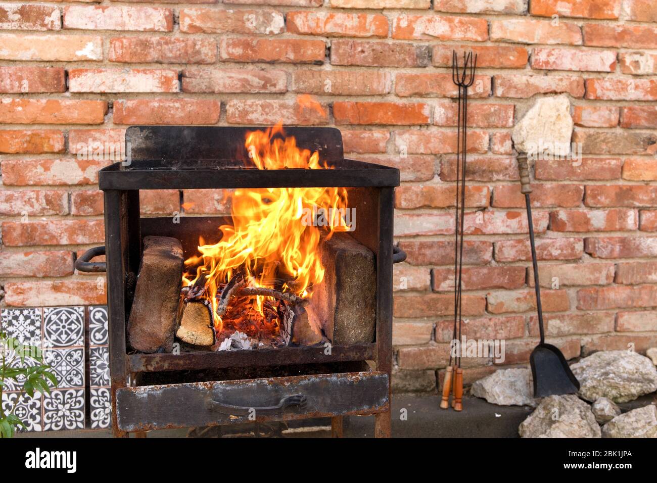 Old burnt firewood logs in hi-res stock photography and images - Alamy