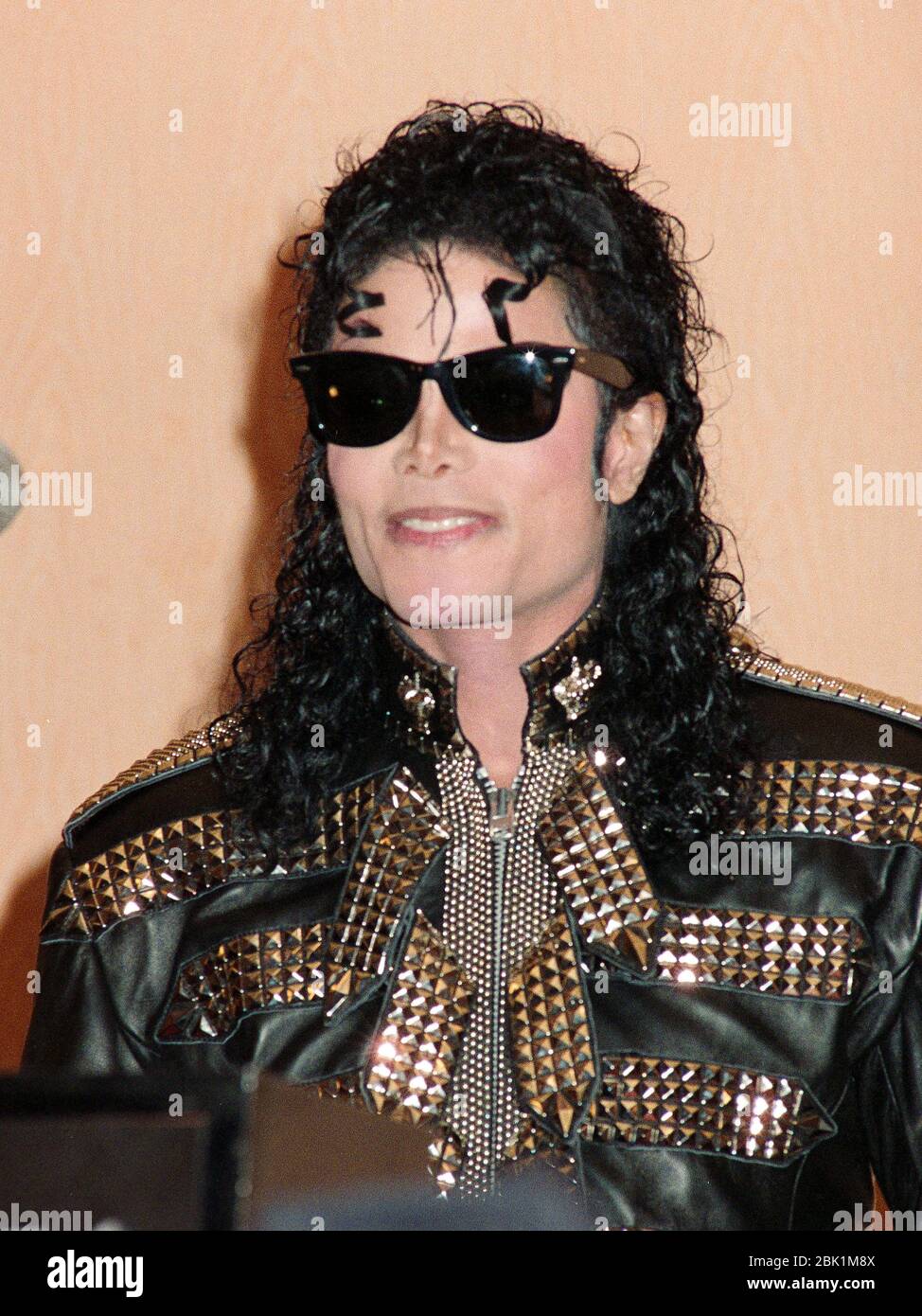 LOS ANGELES, CA. September 14, 1990: Singer Michael Jackson at event ...