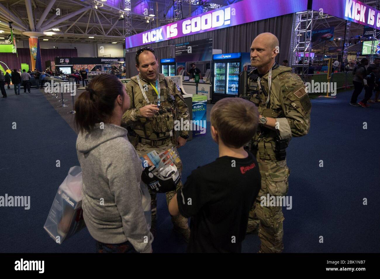 HSI SRT Security at the Minneapolis Convention Center Stock Photo - Alamy