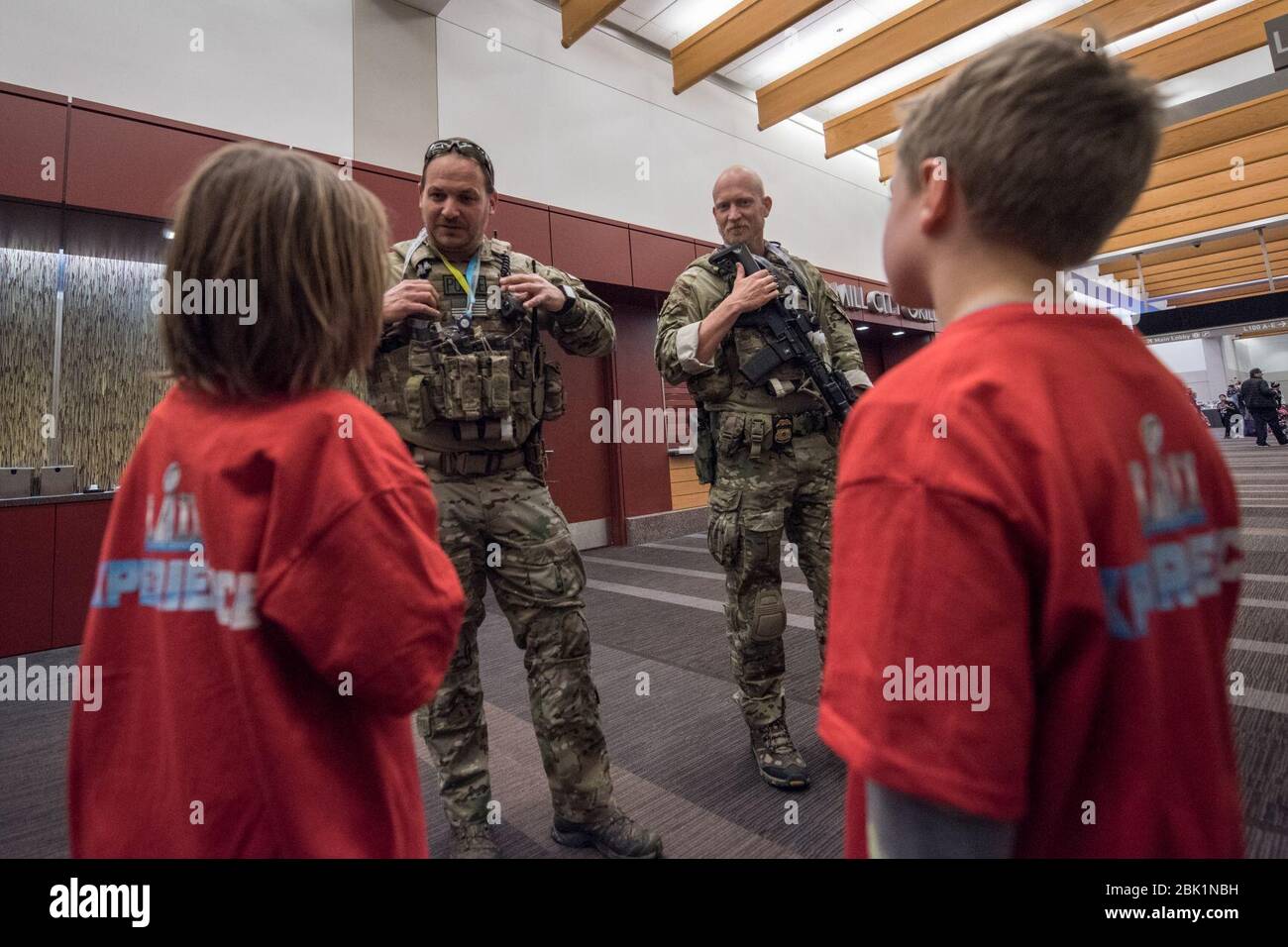 HSI SRT Security at the Minneapolis Convention Center Stock Photo - Alamy
