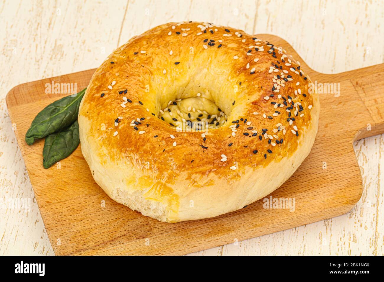 Hot tasty Uzbek flatbread ready for snack Stock Photo - Alamy