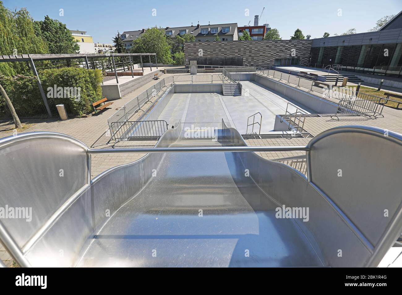 Empty water slide swimming pool hi-res stock photography and images - Alamy