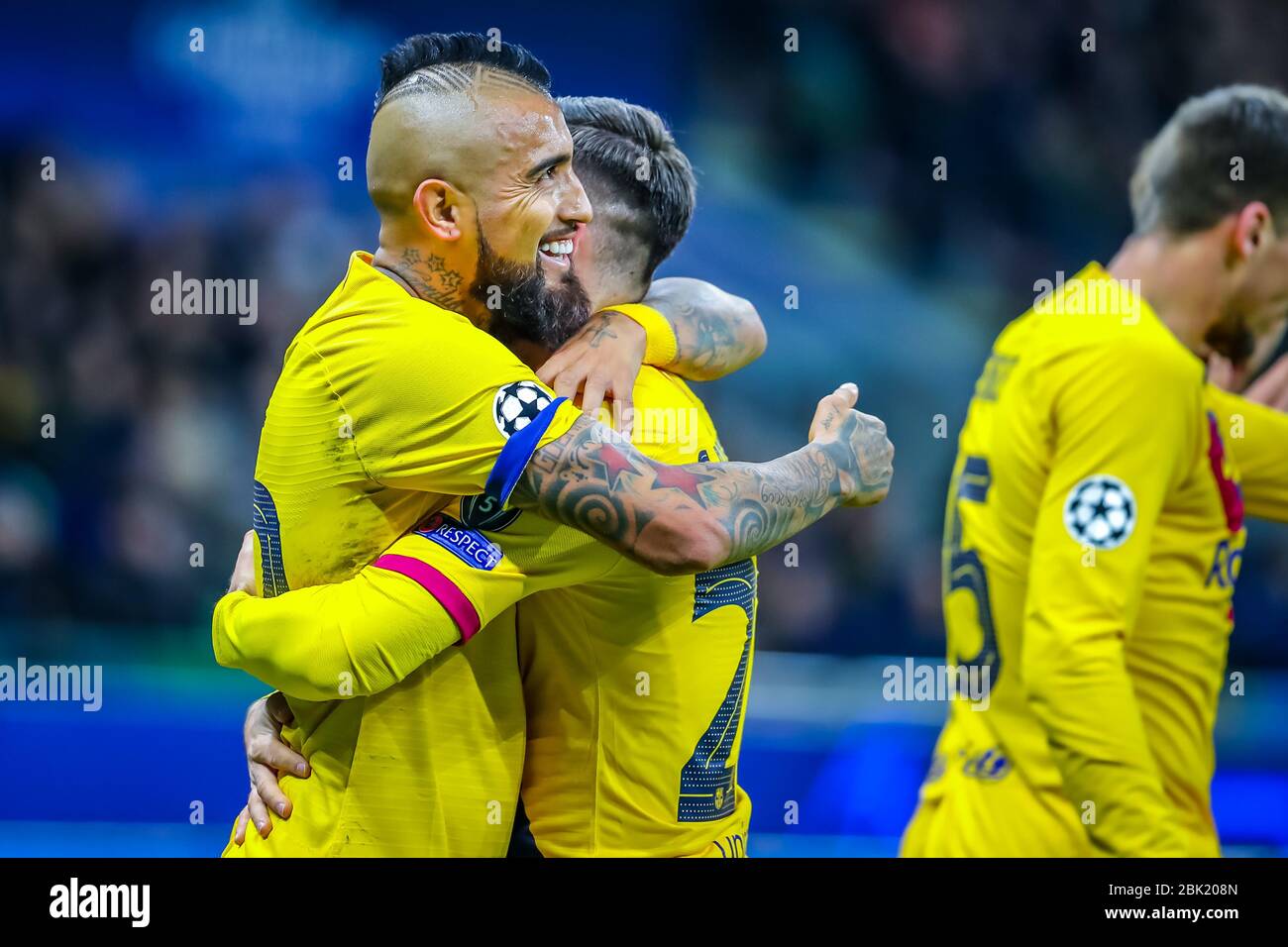 Arturo vidal of fc barcelona hi-res stock photography and images - Alamy