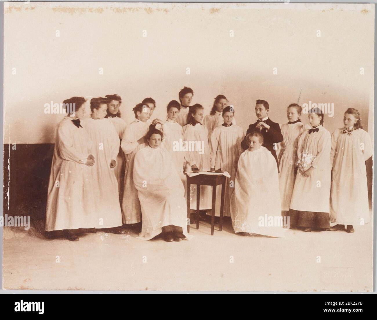 Huishoud- en Industrieschool 1896 (22785406092 Stock Photo - Alamy