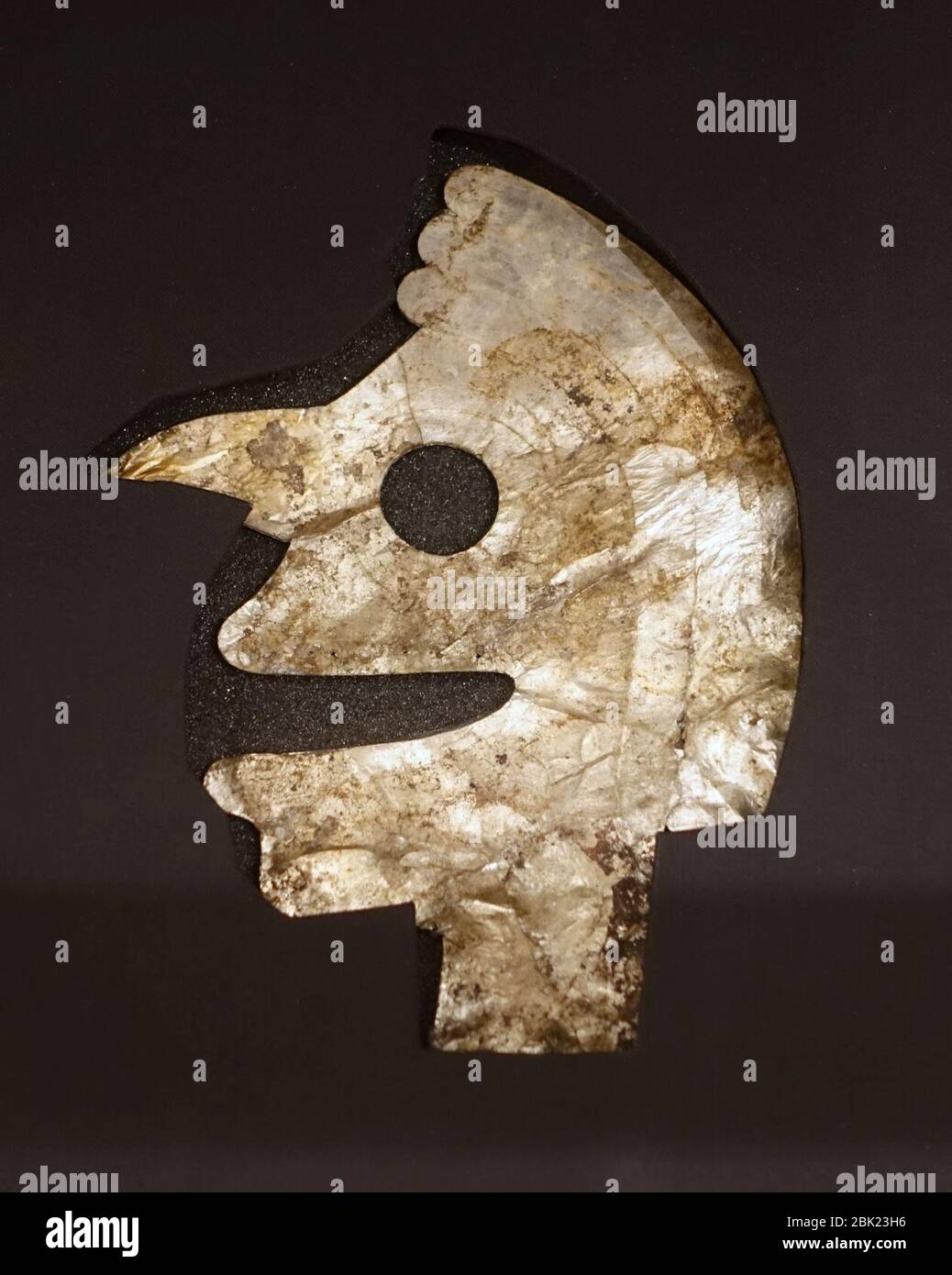 Human face effigy, Hopewell culture, Turner Group, Mound 3, altar ...