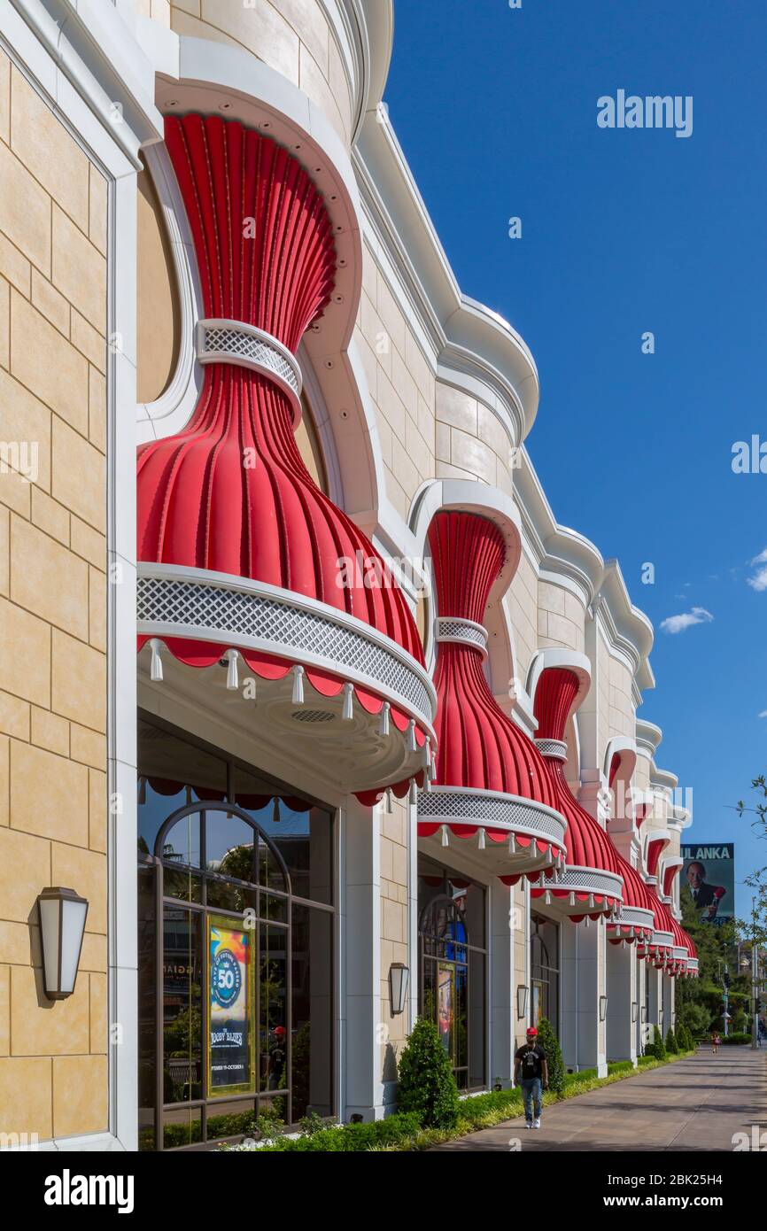 The wynn hotel sign hi-res stock photography and images - Alamy