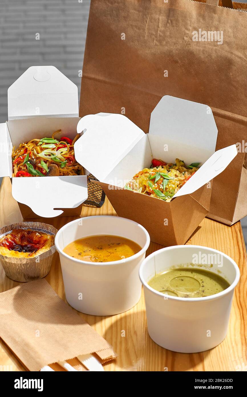 Healthy lunch menu, restaurant dish delivery. container with take away ...