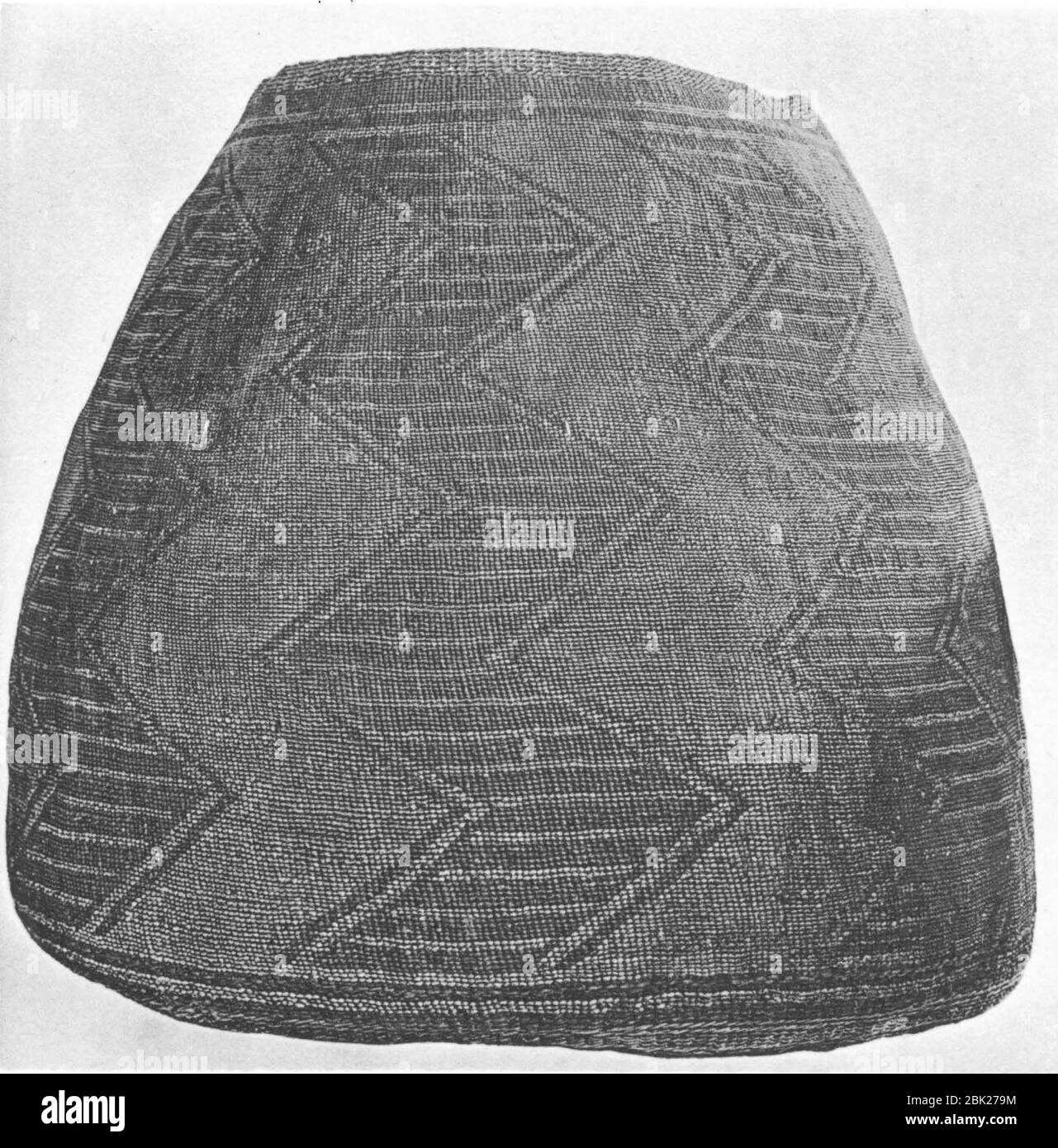 Hupa basket hi-res stock photography and images - Alamy