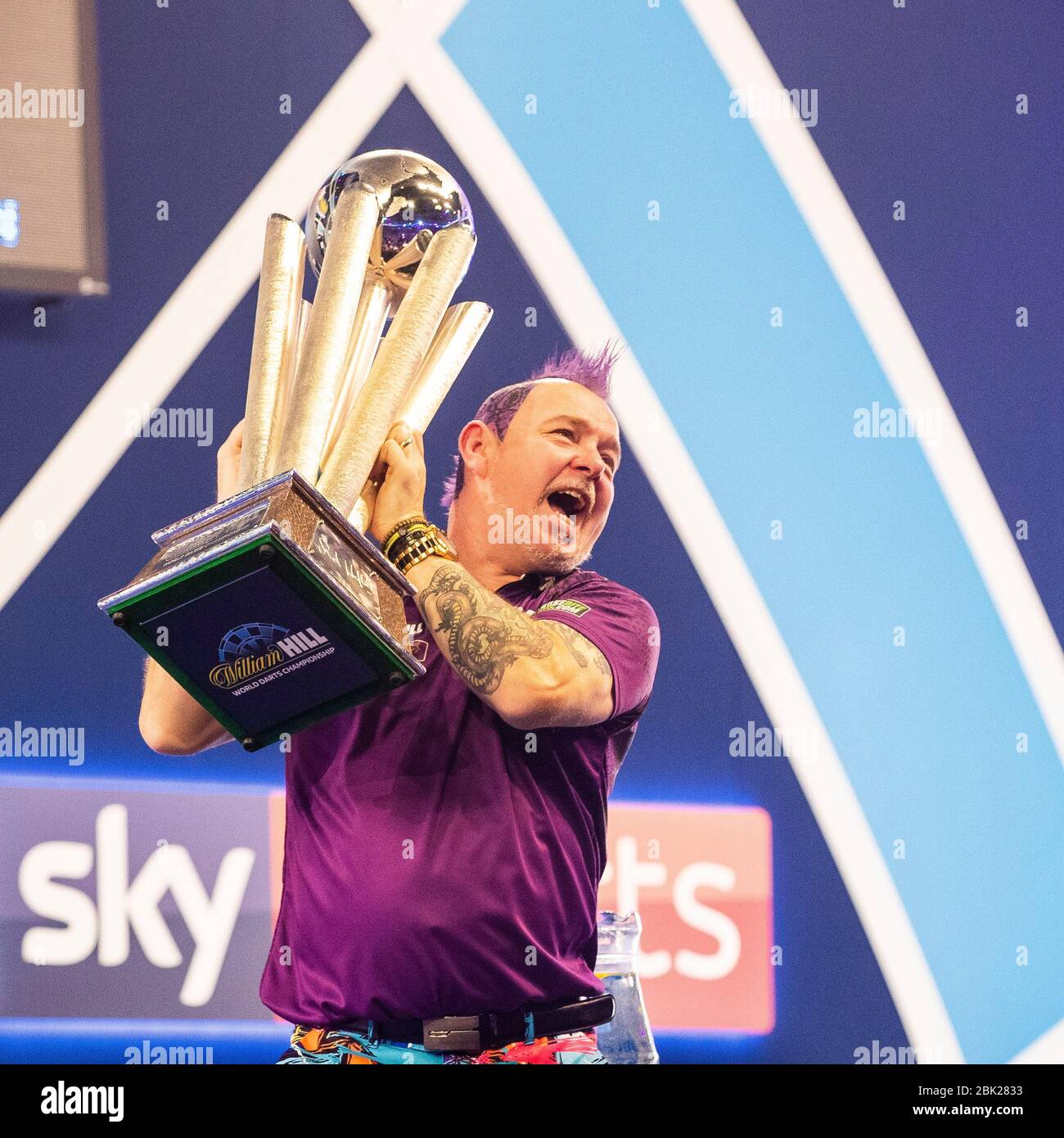01-01-2020 Peter Wright wins the PDC World Championship 2020 in ...