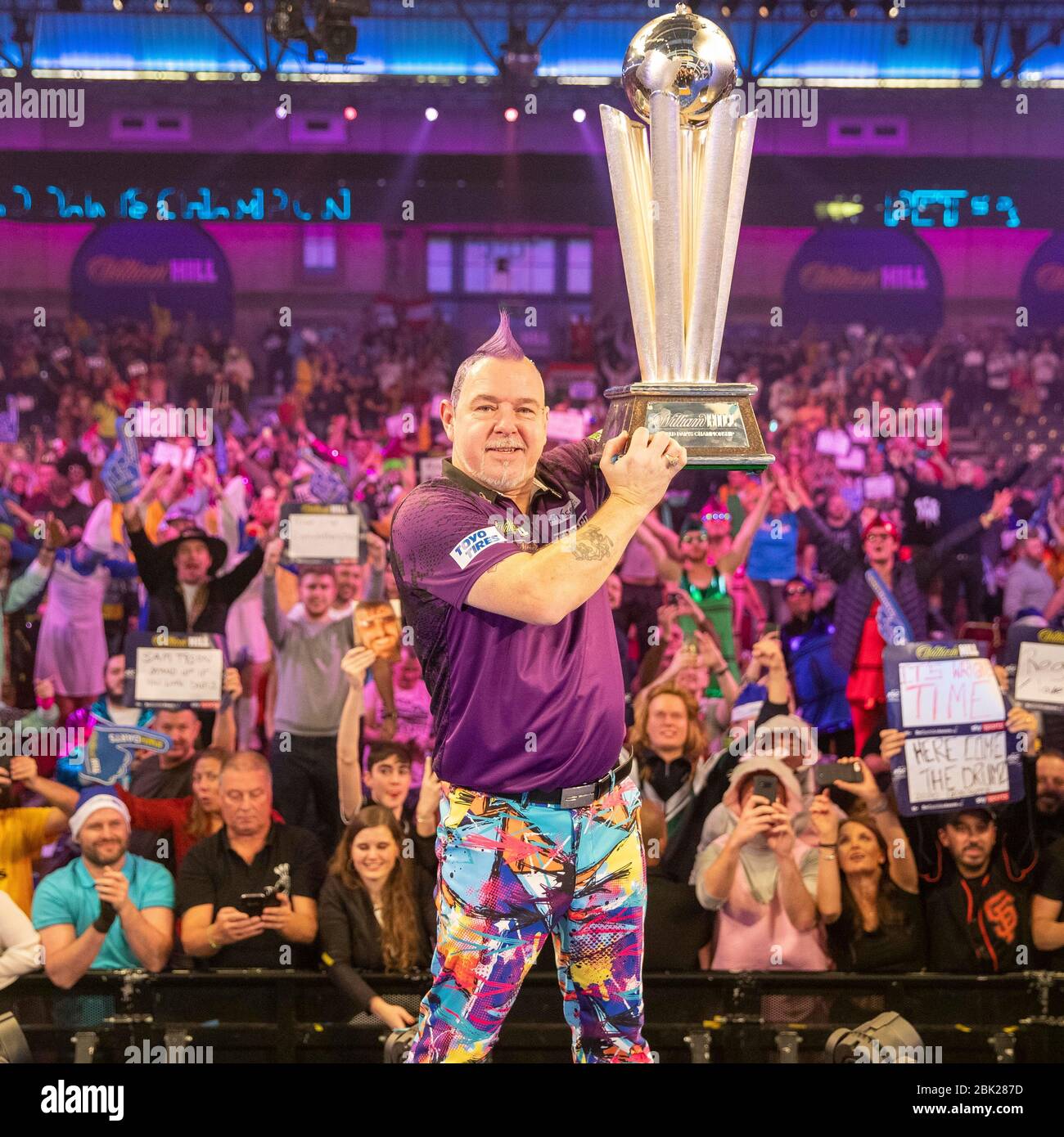Pdc darts world championship trophy hi-res stock photography and images ...