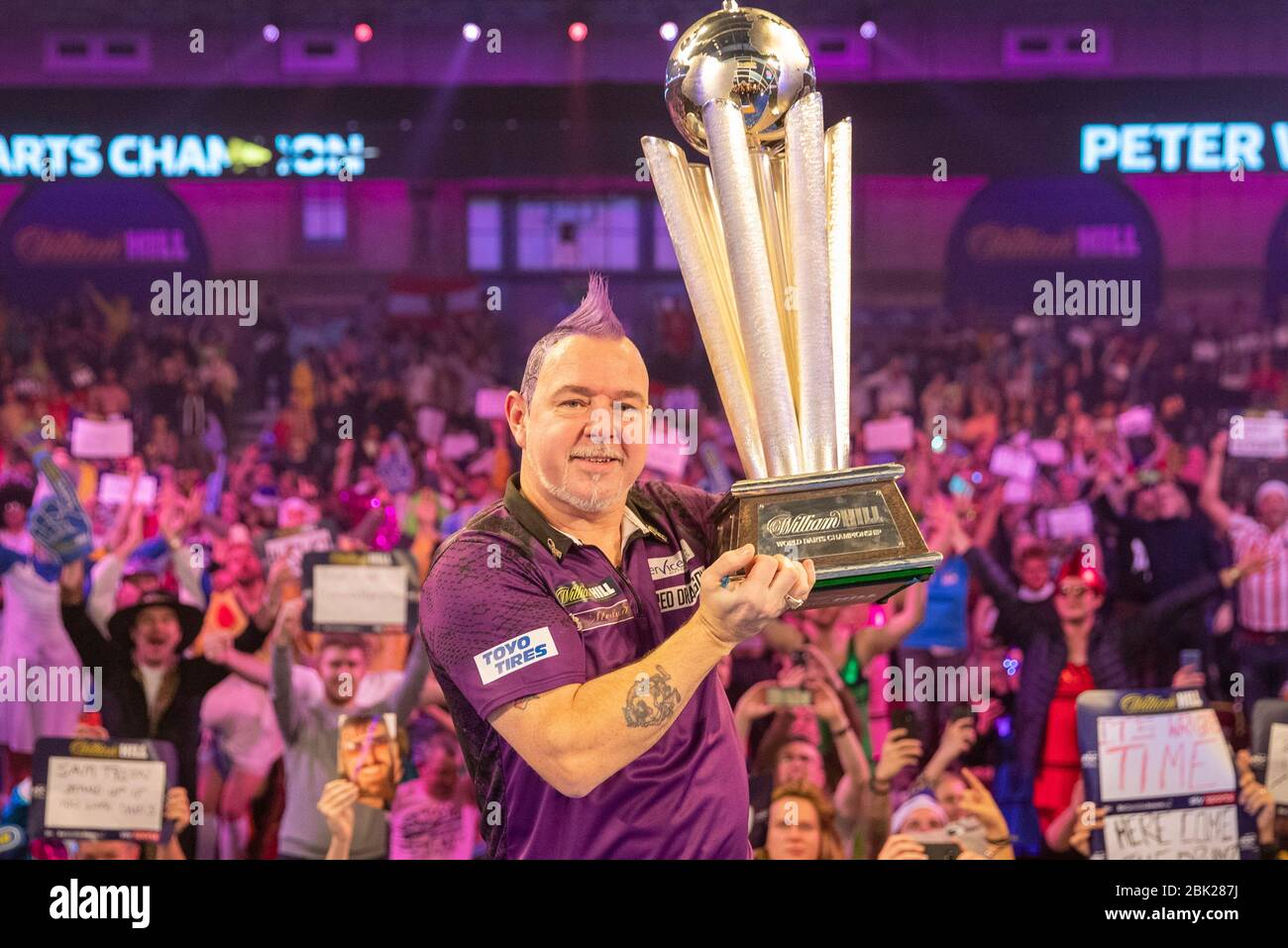 01-01-2020 Peter Wright wins the PDC World Championship 2020 in ...