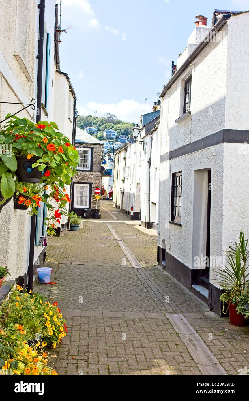 Looe street hi-res stock photography and images - Alamy