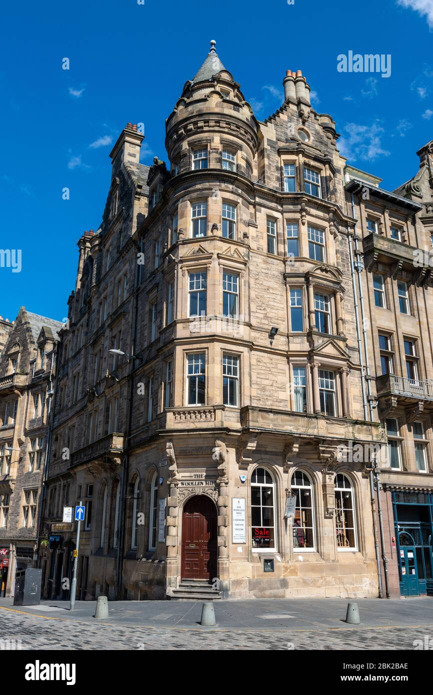 Edinburgh woollen mill shop hi-res stock photography and images - Alamy