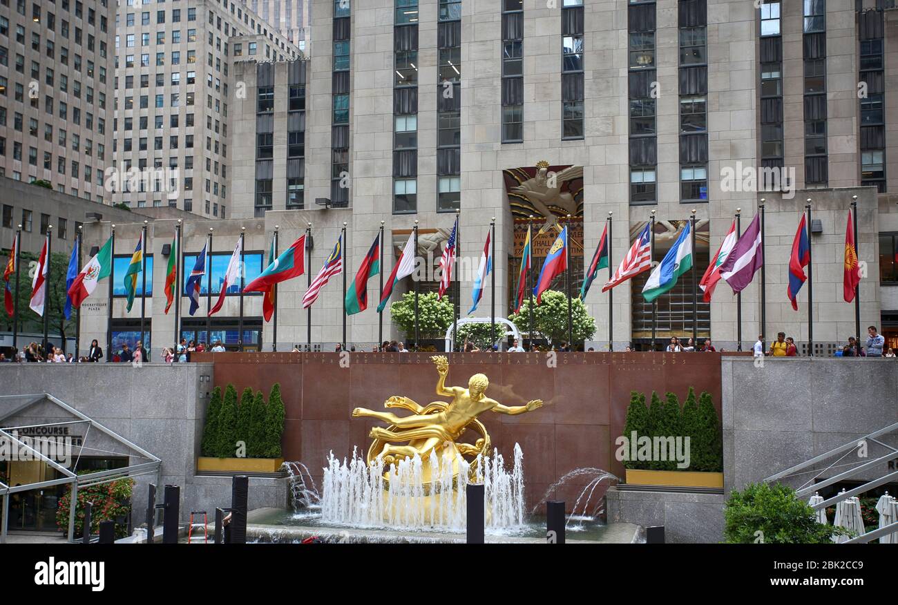 New York, USA – August 23, 2018: The golden Prometheus statue (ancient ...