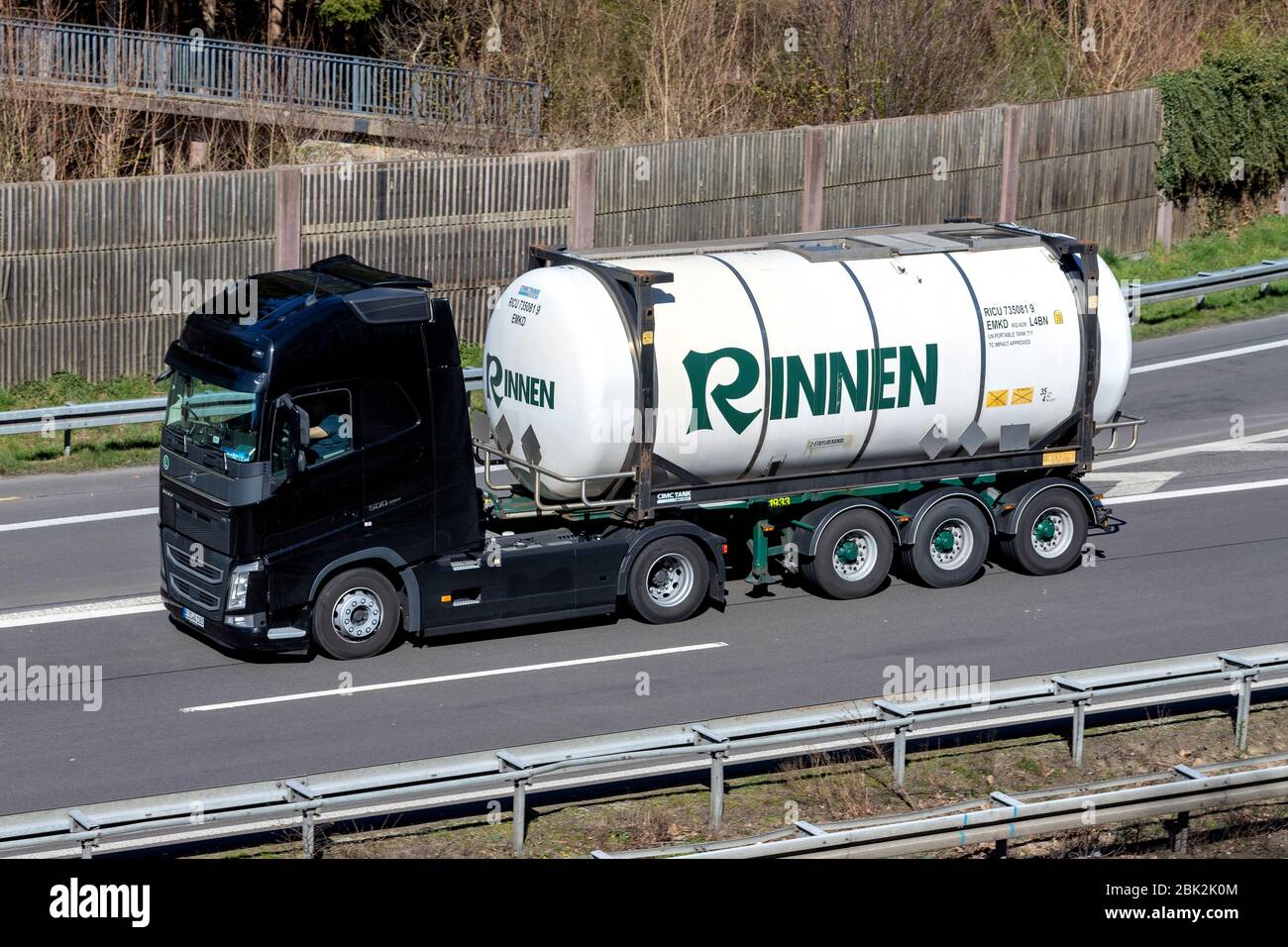 Iso tank hi-res stock photography and images - Alamy