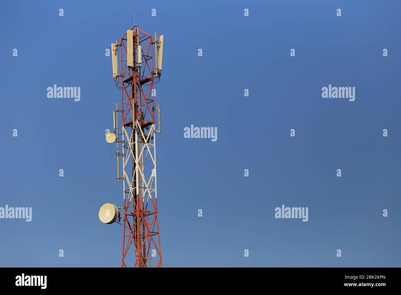 Mobile phone mast, Kingdom of Bahrain Stock Photo - Alamy