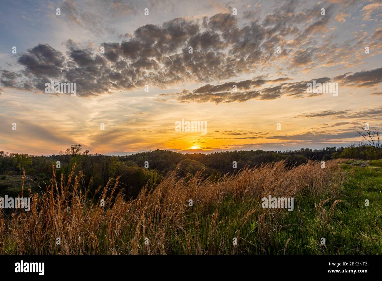 Mountains sunset virginia hi-res stock photography and images - Alamy