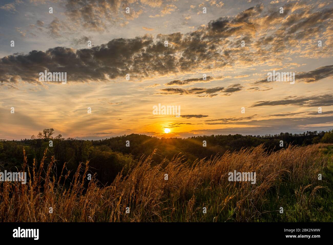 Mountains sunset virginia hi-res stock photography and images - Alamy