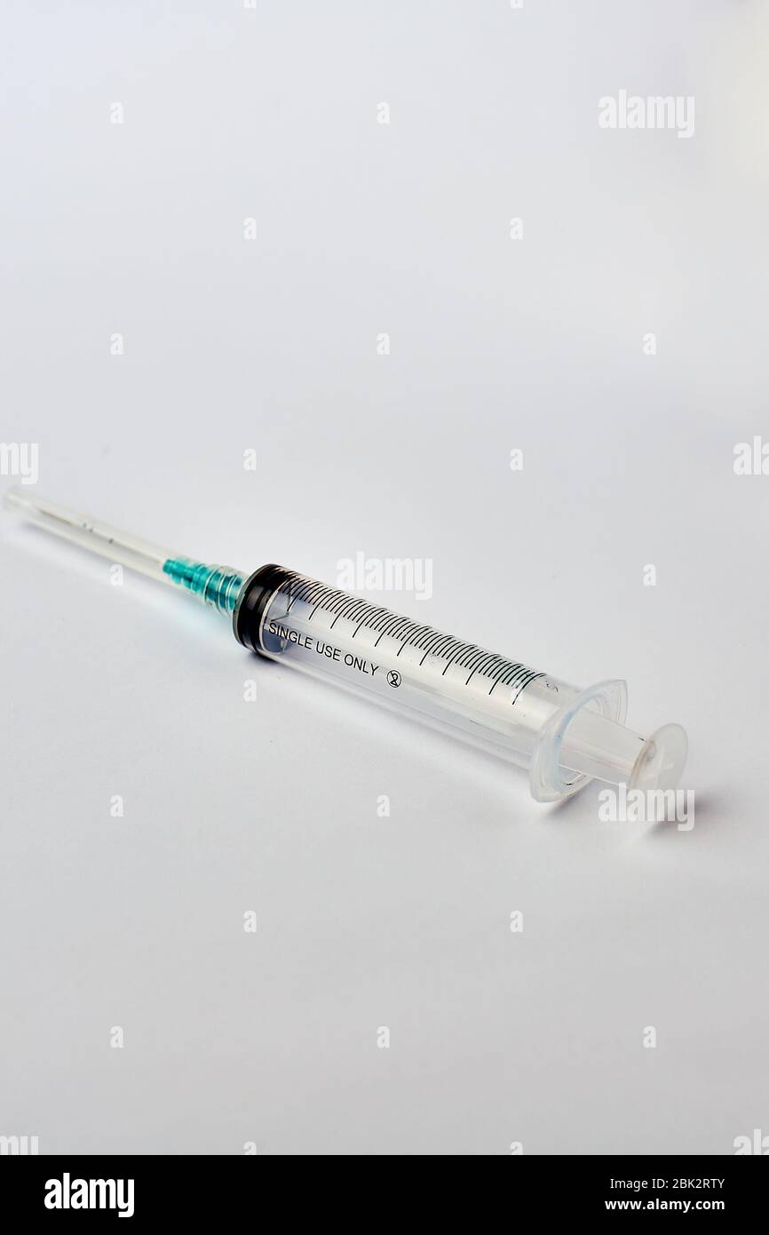 Medical injection hi-res stock photography and images - Alamy