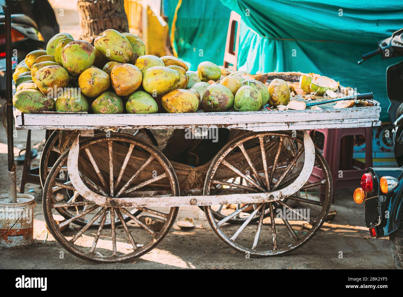 National fruit of india hi-res stock photography and images - Alamy